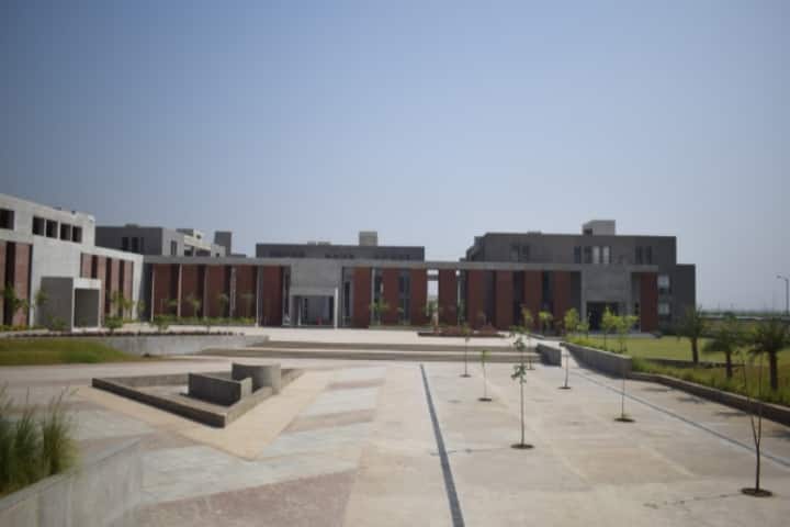 PP Savani University, Surat: Admission, Fees, Courses, Placements, Cutoff, Ranking